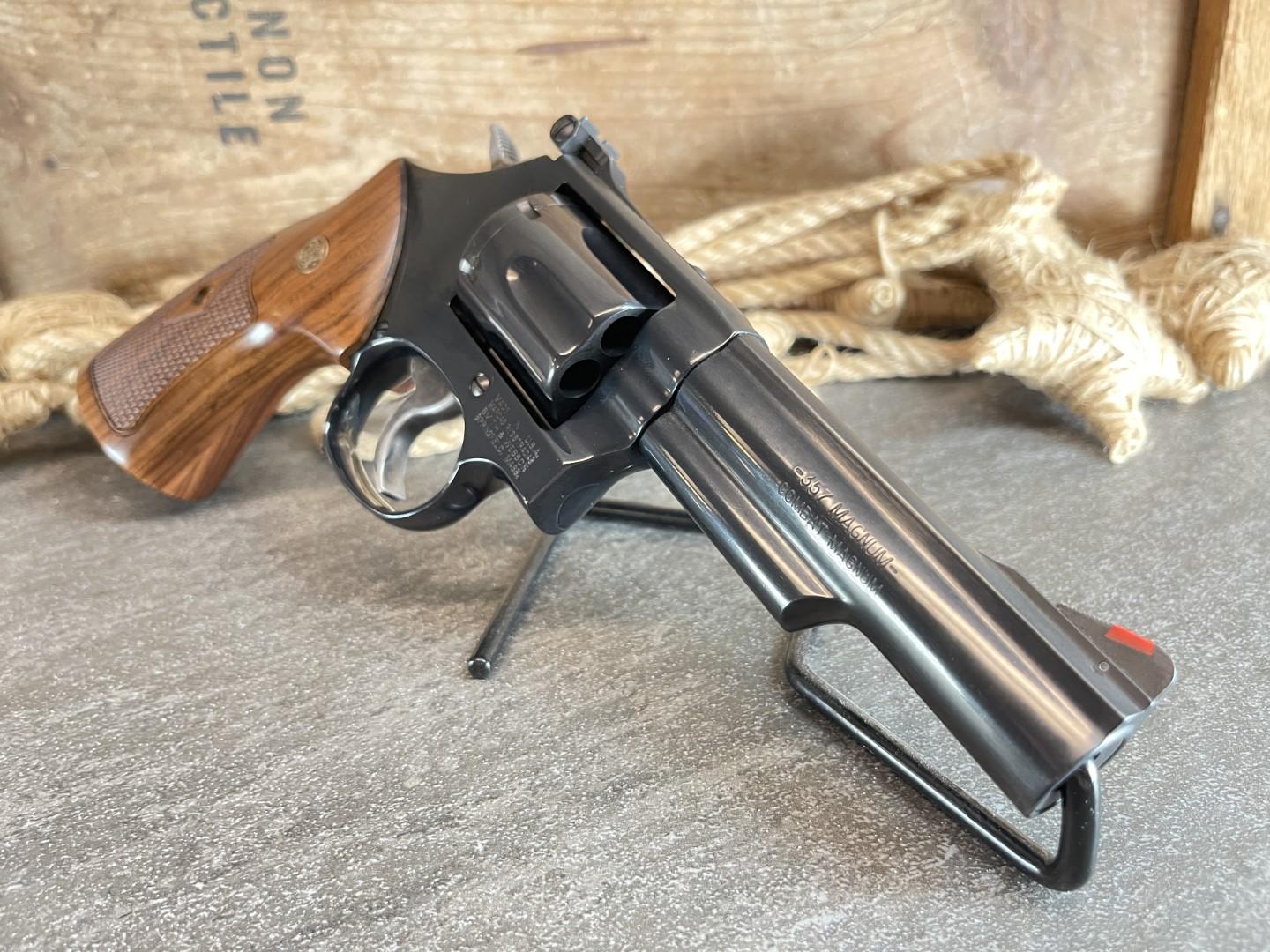 Smith & Wesson Model 19-9 4.25" .357MAG, in original case - Pre-Owned ...