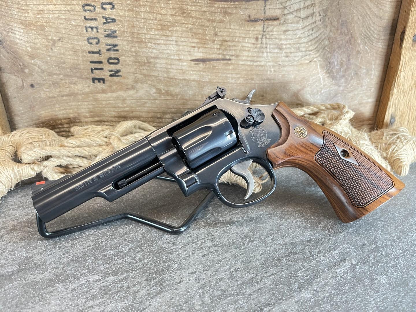 Smith & Wesson Model 19-9 4.25" .357MAG, in original case - Pre-Owned ...