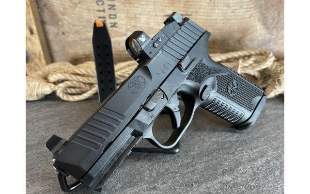 FNH FN509 Midsize MRD 4" 9mm w/ Vortex Venom red dot, in original box ...