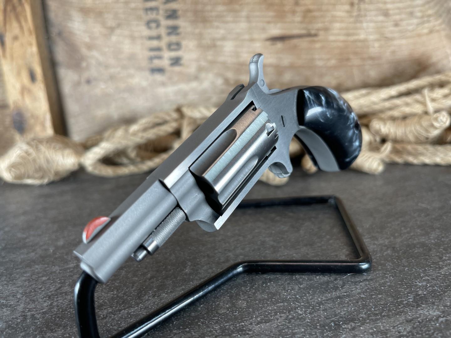 North American Arms GP-B 1-5/8" .22MAG - Pre-Owned - harveysauctions.com