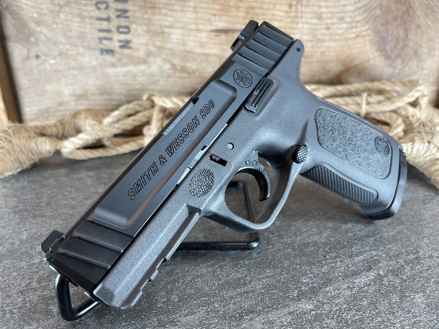 Smith & Wesson SD9 4" 9mm, Gray, in original box - Pre-Owned ...