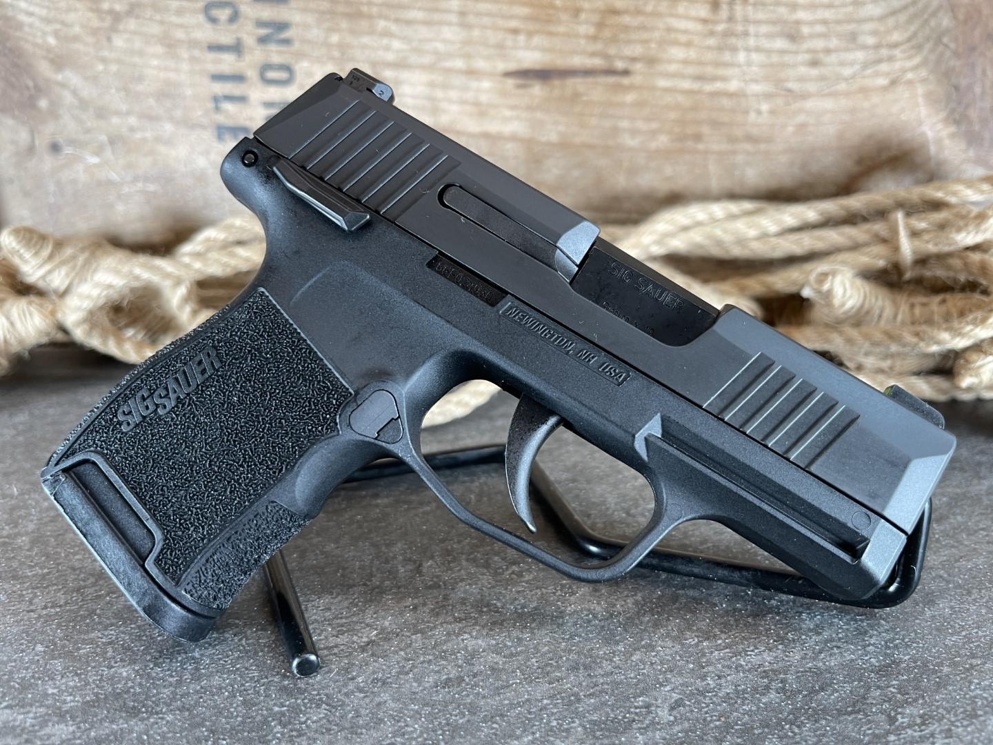 Sig Sauer P365 Micro Compact 3.1" 9mm, in original case - Pre-Owned ...