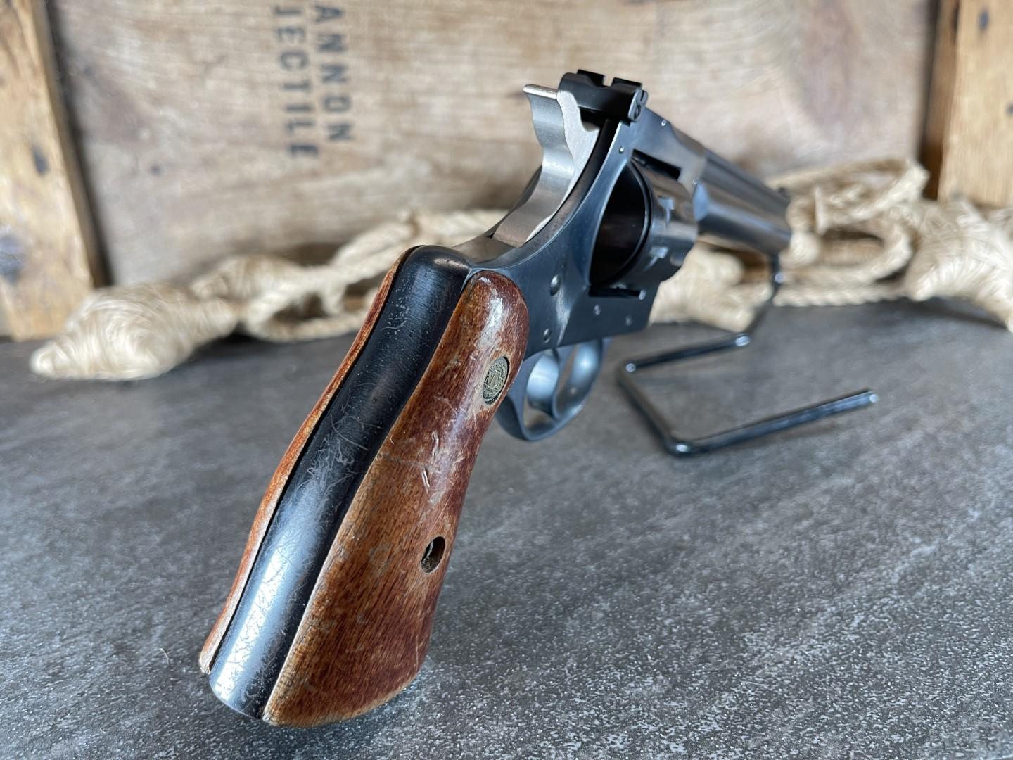 New England Firearms R92 Ultra 6" .22LR, no box - Pre-Owned ...