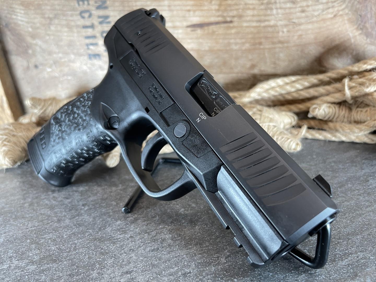 Walther Creed 4" 9mm, in original case - Pre-Owned - harveysauctions.com