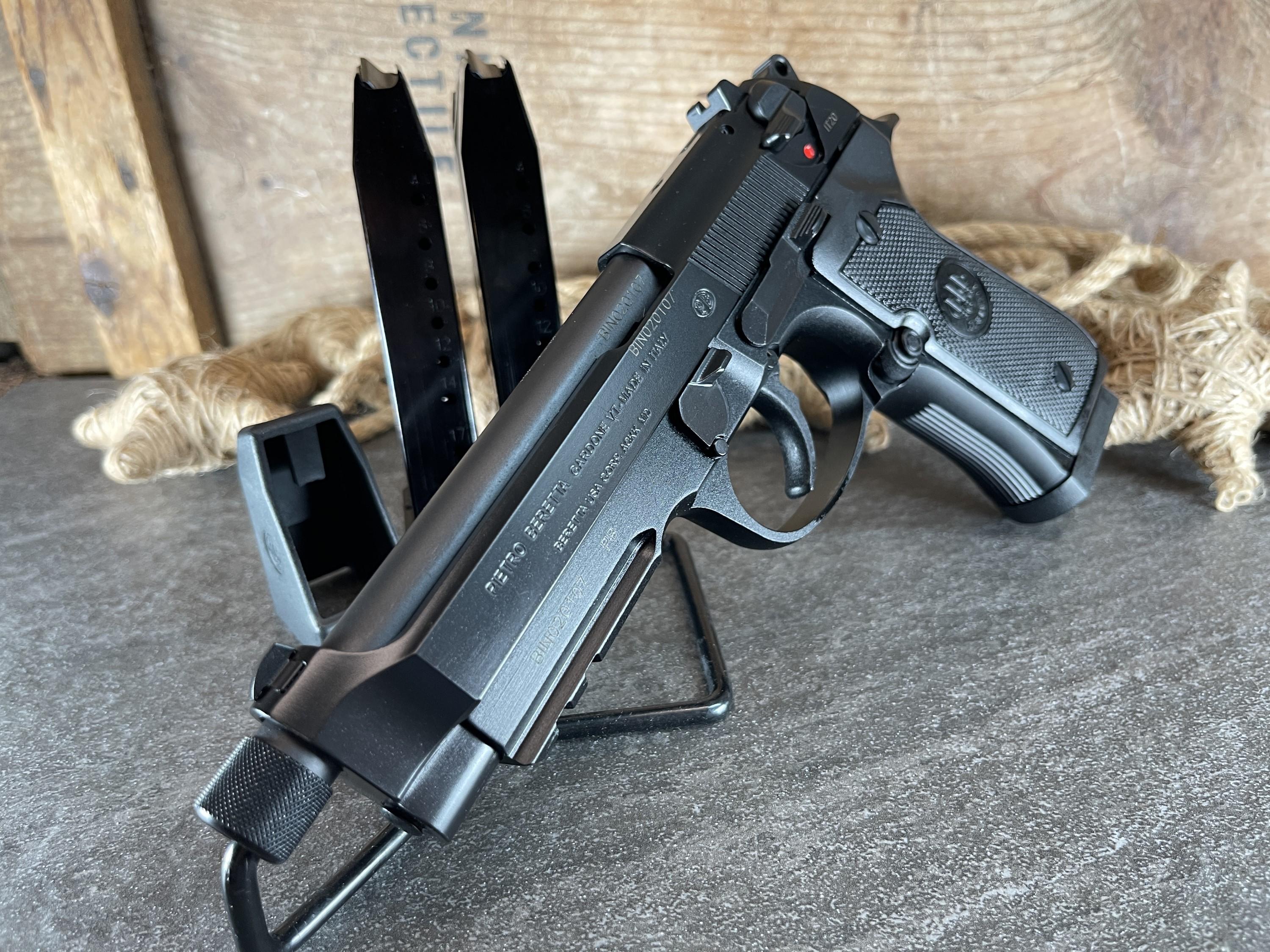 Beretta 92A1 5" 9mm, in original case - Pre-Owned - harveysauctions.com