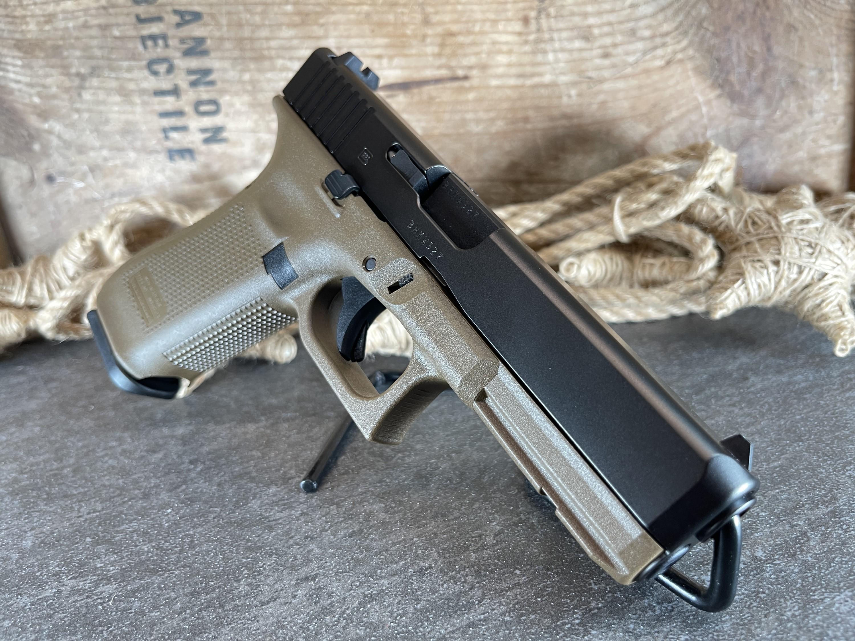 Glock 17 Gen 5 4.49" 9mm - NEW! - harveysauctions.com