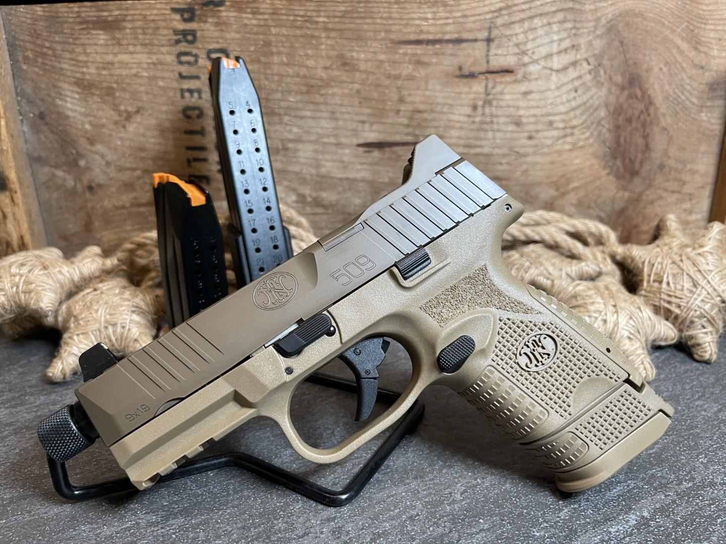 FN509 Compact Tactical 4.32" 9mm, Threaded - NEW - harveysauctions.com