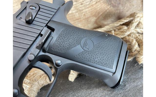 Magnum Research Desert Eagle Mark XIX 6” .357MAG, in original case ...