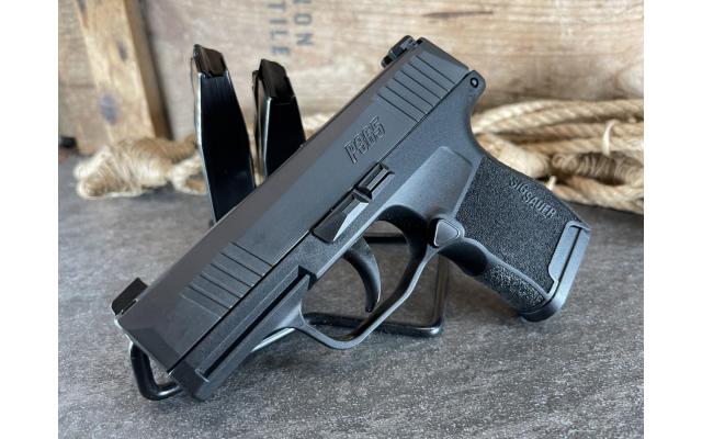 Sig Sauer P365 Micro Compact 3.1" 9mm, in original case - Pre-Owned ...