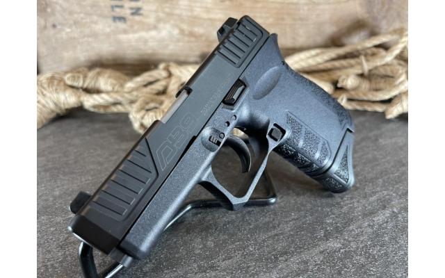 Diamondback DB9 3.1” 9mm - NEW! - harveysauctions.com
