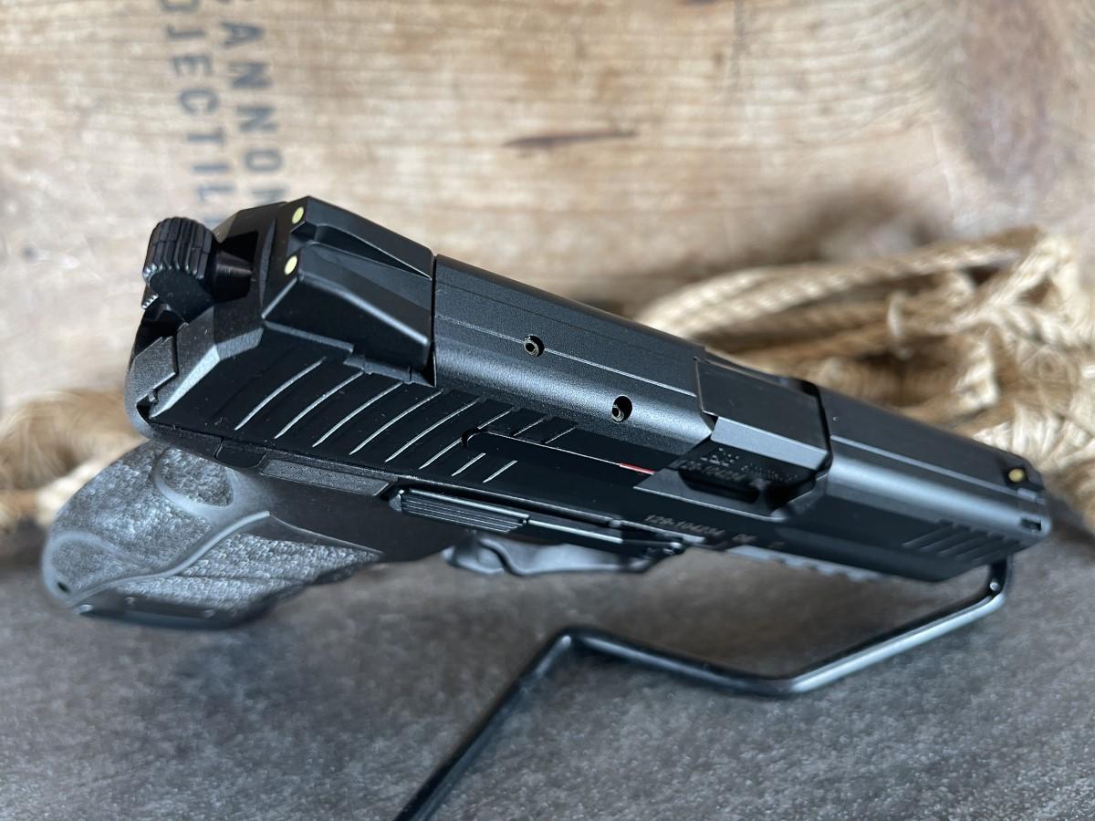 Heckler & Koch P30 V3 4.45” 9mm - NEW! - harveysauctions.com