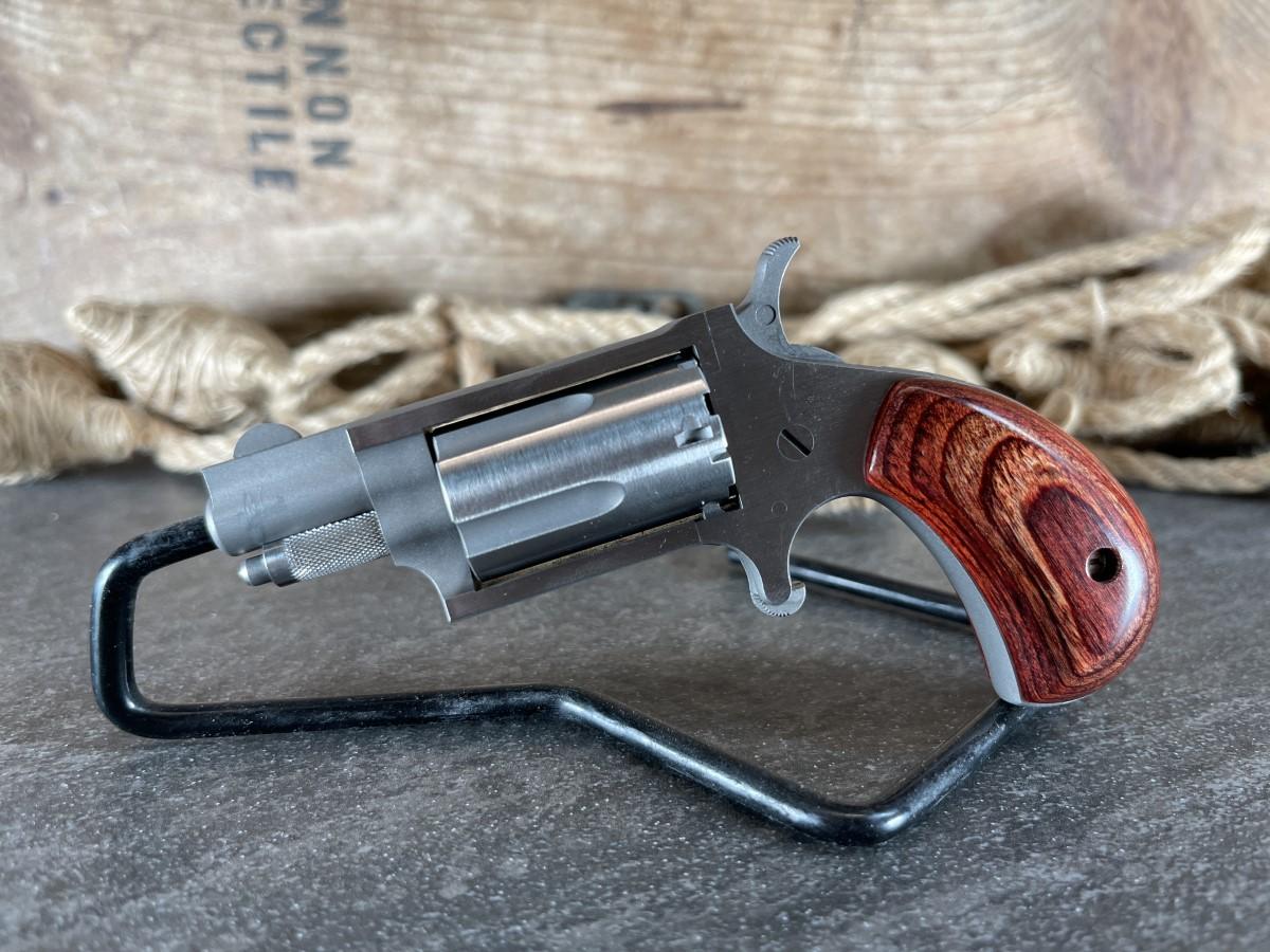 NAA Mini Revolver 1.12” .22MAG - NEW! - harveysauctions.com