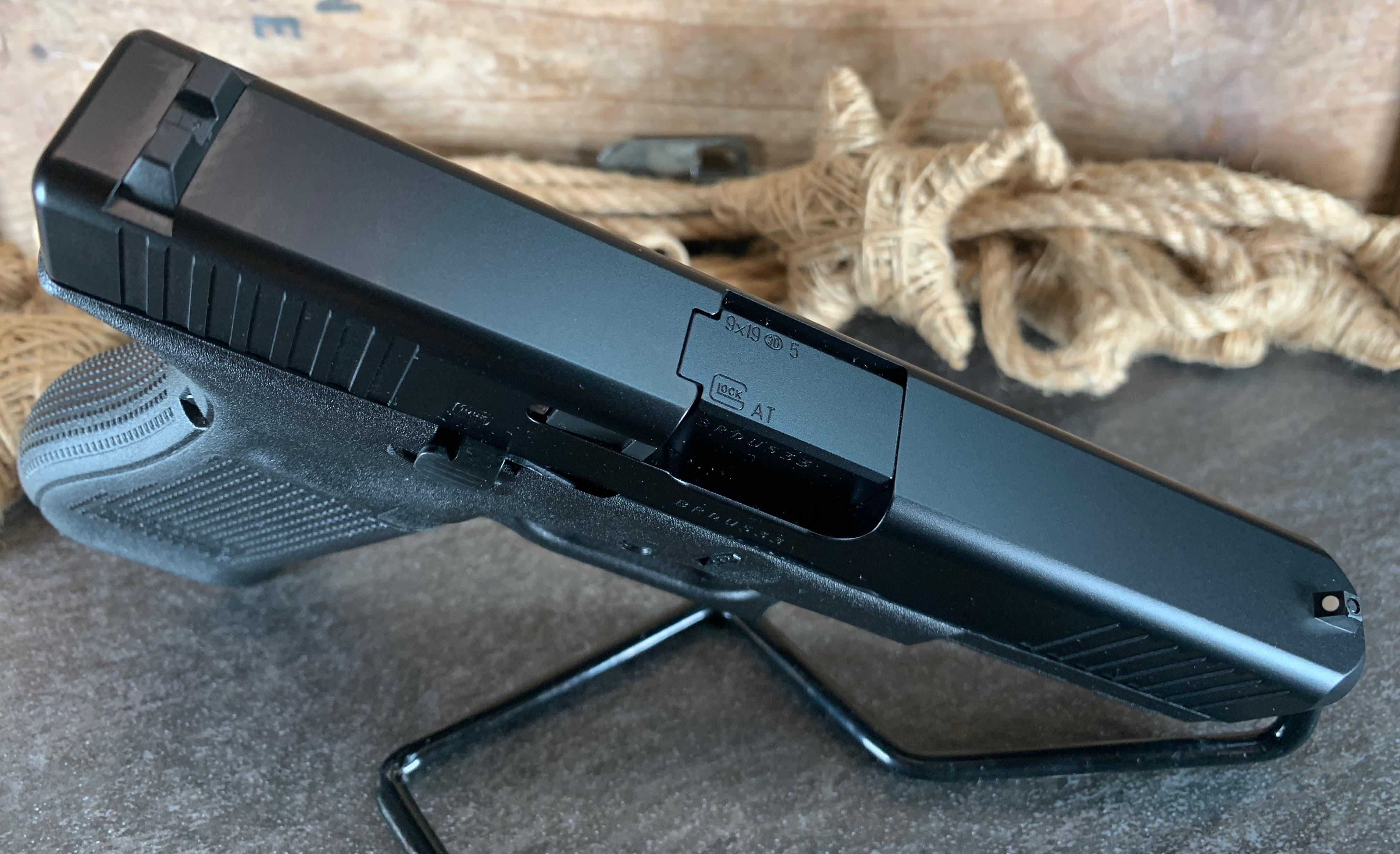 New Glock 17 Gen 5 9mm - harveysauctions.com