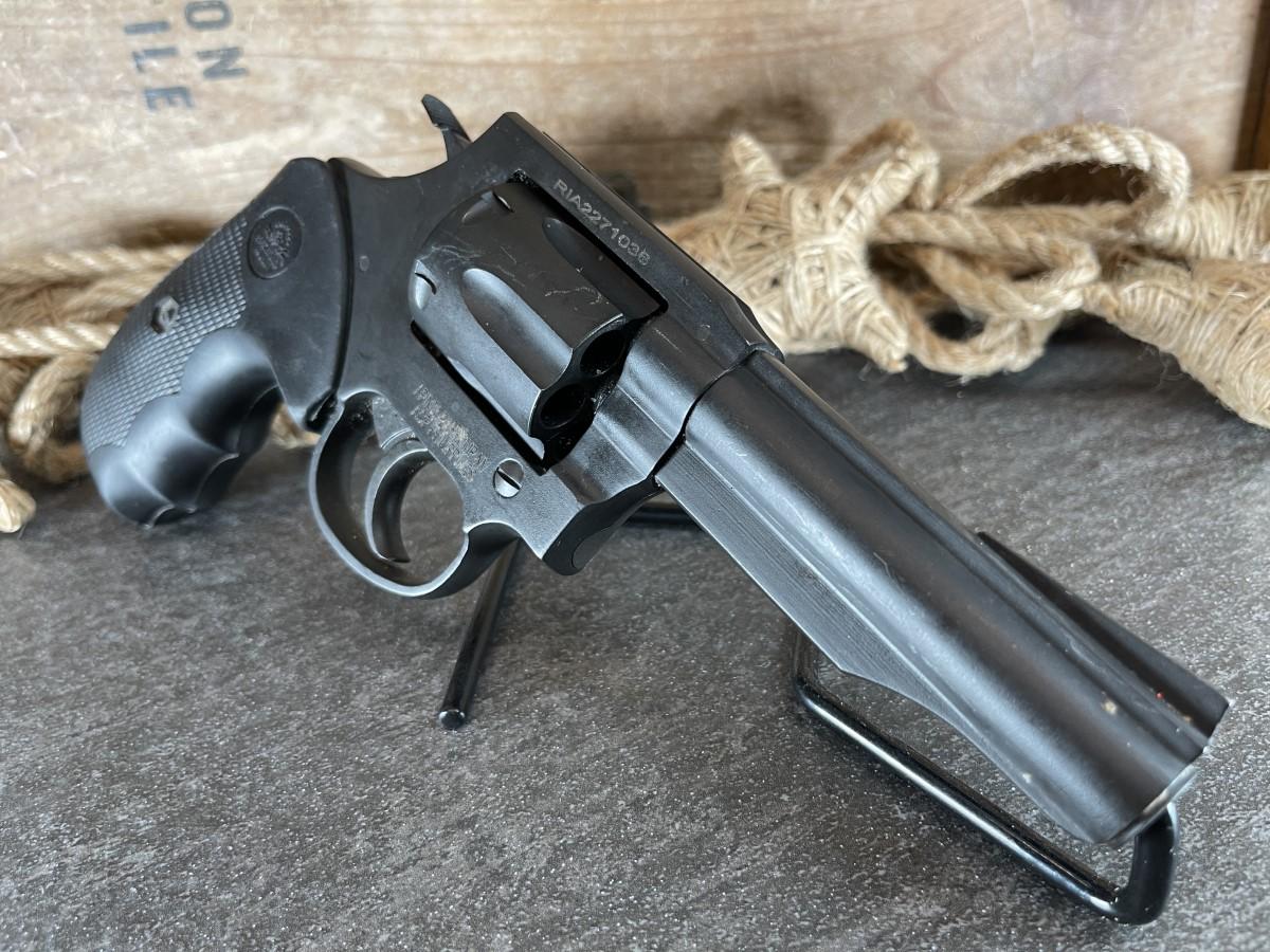 Rock Island Model 200 4” .38 Special, in original case - Pre-Owned ...