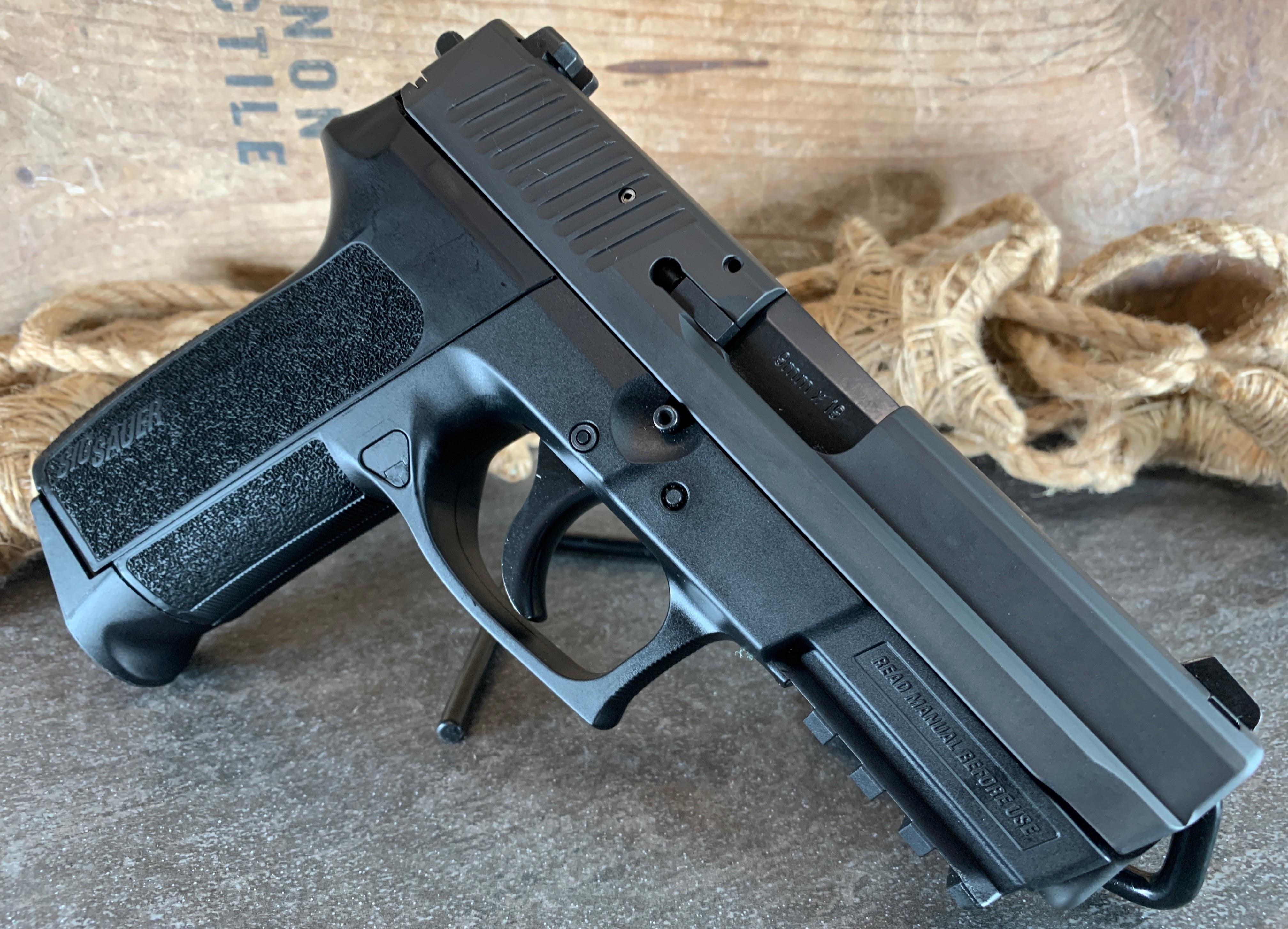 New Sig Sauer SP2022 9mm - harveysauctions.com