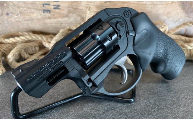 New Ruger LCR .22lr - harveysauctions.com