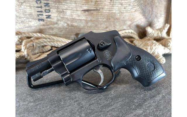Smith & Wesson Model 442 1.875" .38 Special - NEW! - harveysauctions.com