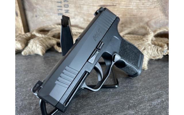 Sig Sauer P365 Micro Compact 3.1" 9mm, in original case - Pre-Owned ...