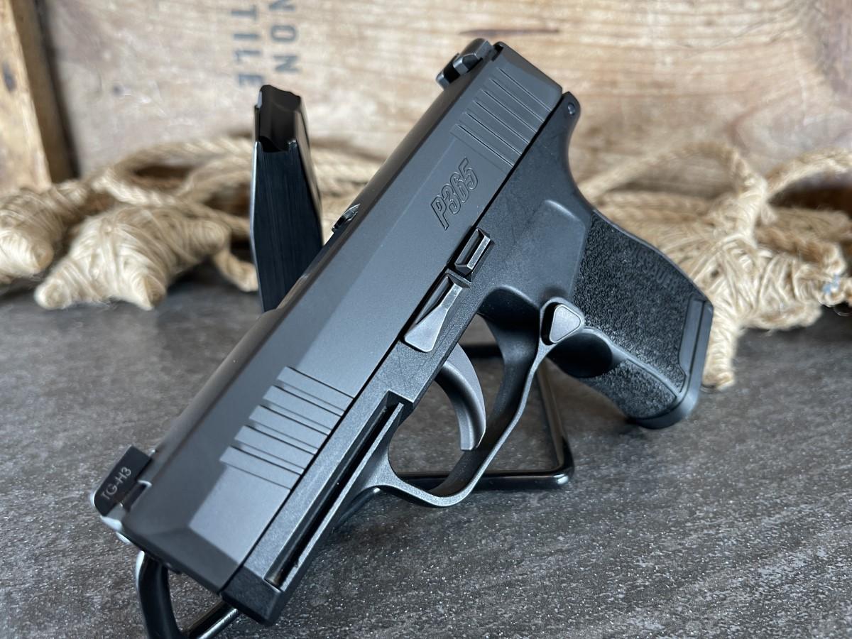 Sig Sauer P365 Micro Compact 3.1" 9mm, in original case - Pre-Owned ...