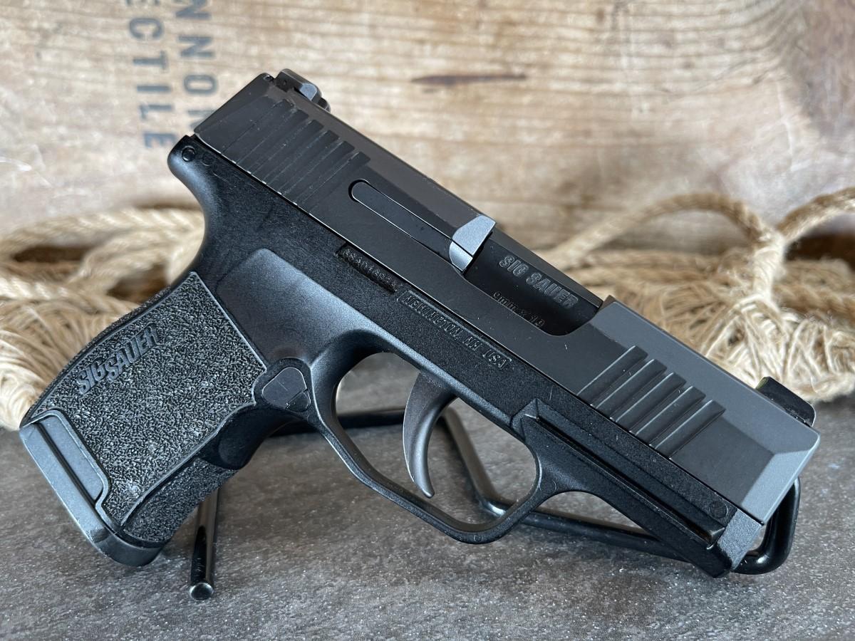 Sig Sauer P365 Micro Compact 3.1" 9mm, in original case - Pre-Owned ...