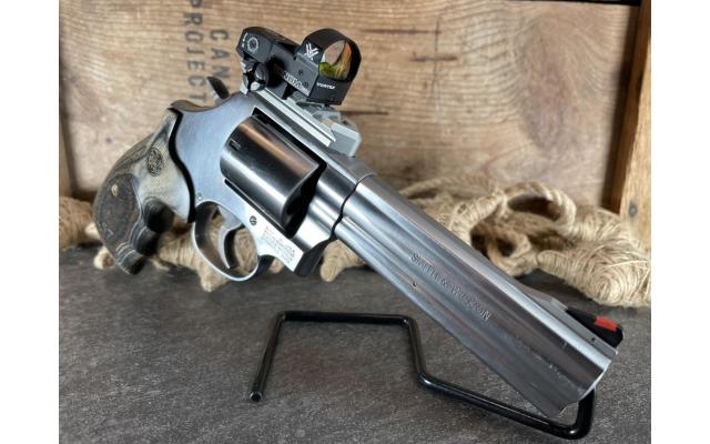 Smith & Wesson Model 686-6 Plus 5” .357MAG w/ optic, in original case ...