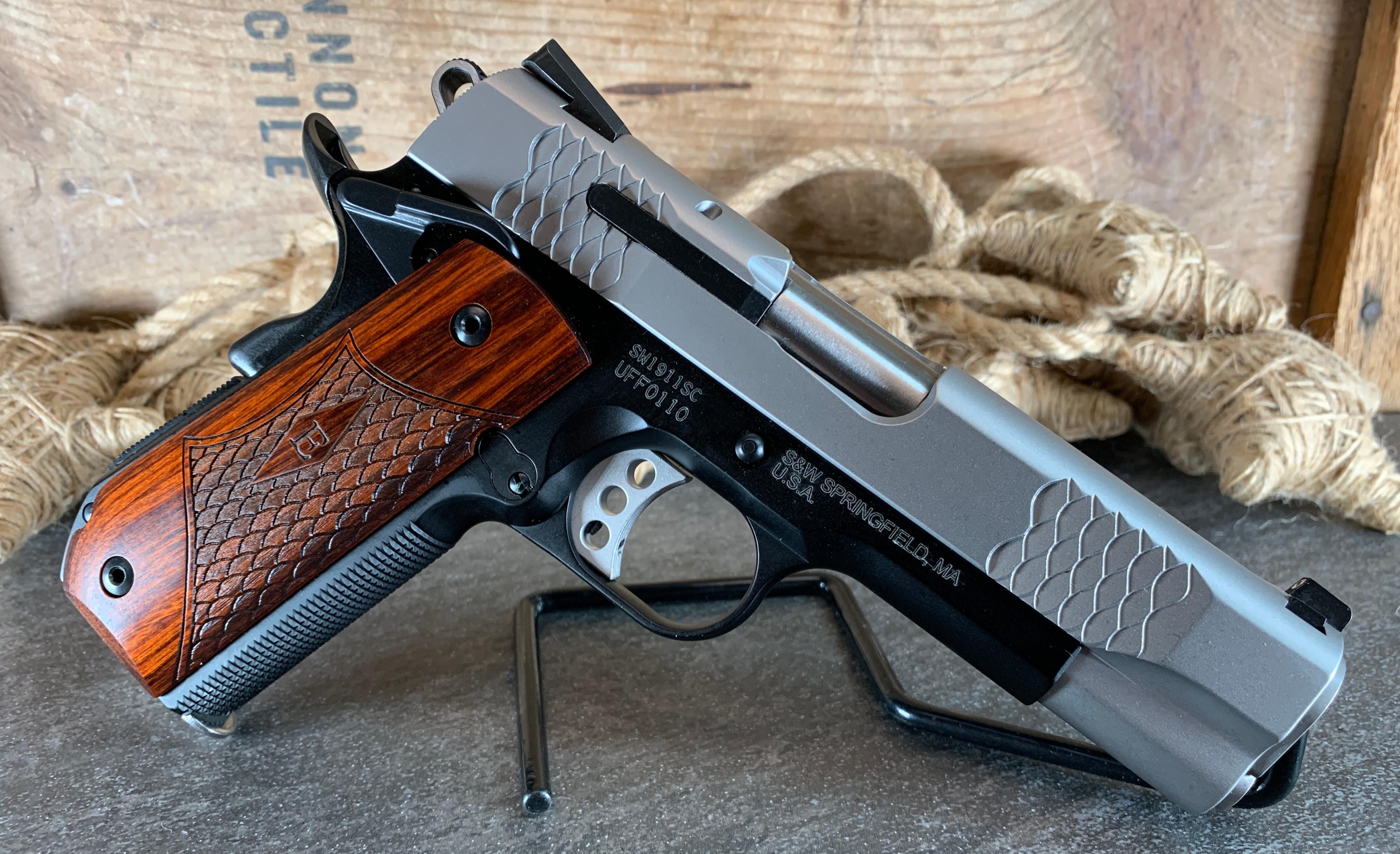 New Smith & Wesson SW1911SC E-Series .45acp - harveysauctions.com