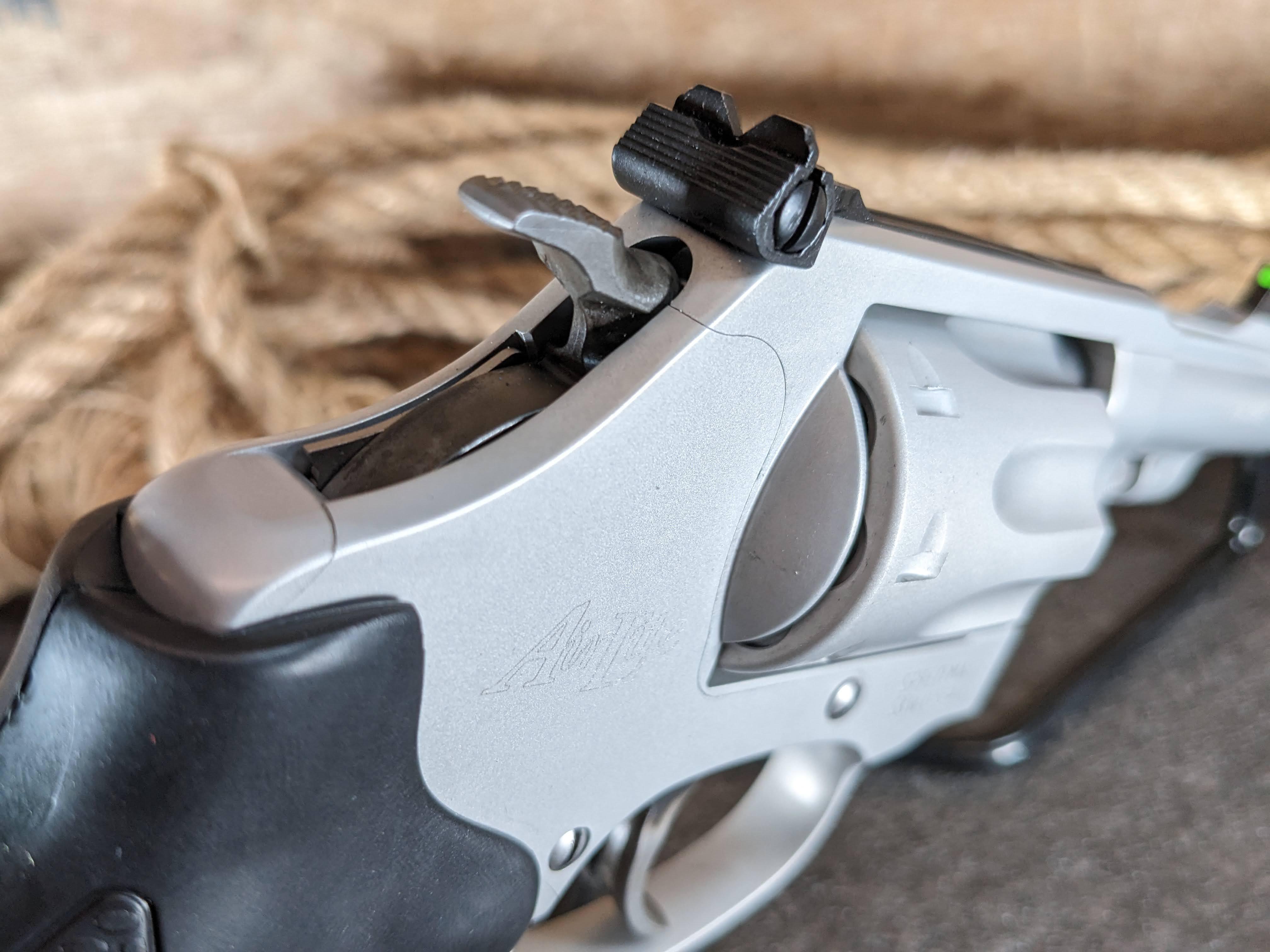 New Smith & Wesson M317 Airlite .22LR - harveysauctions.com