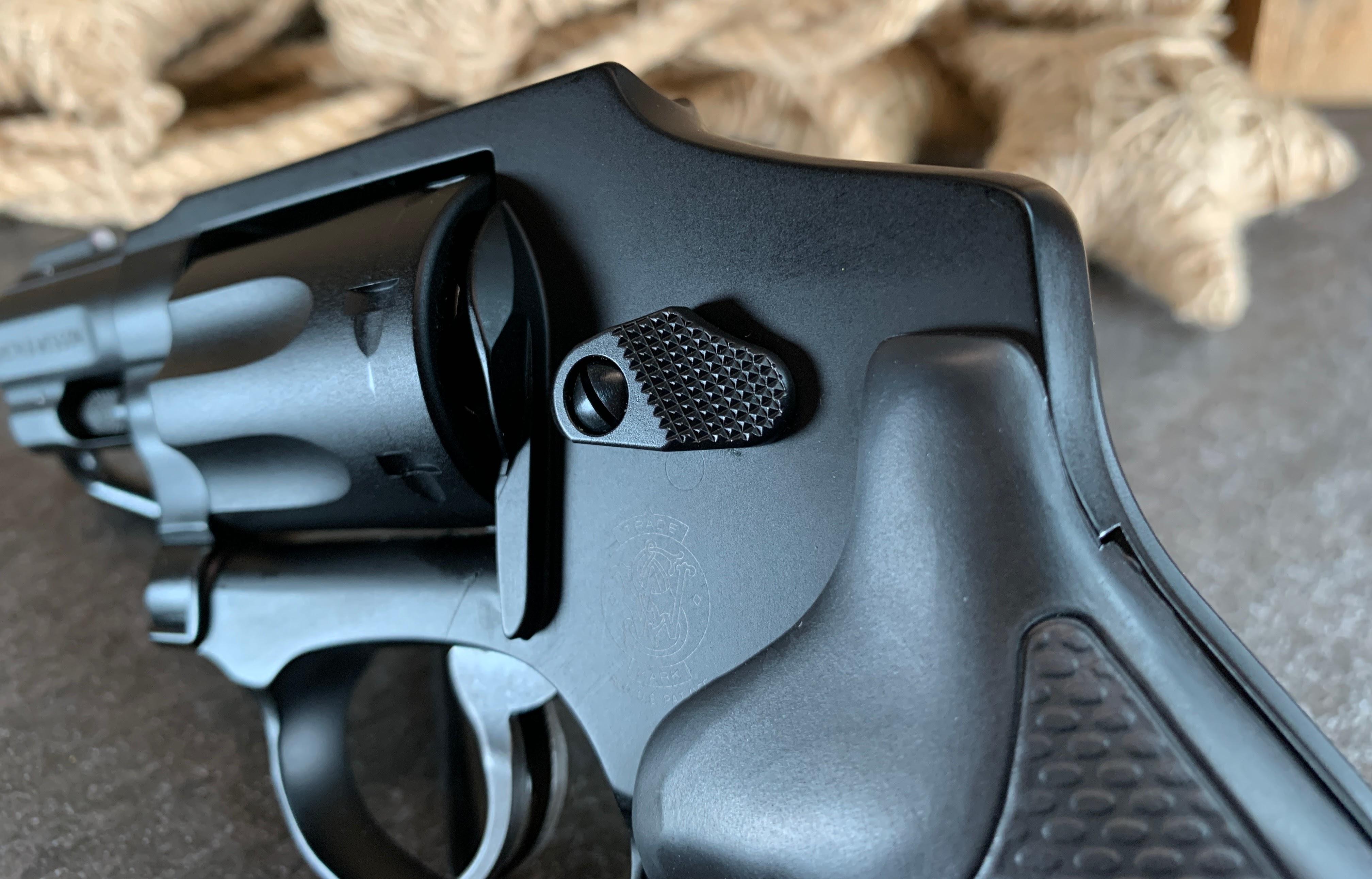 New Smith & Wesson 351C .22Mag - harveysauctions.com