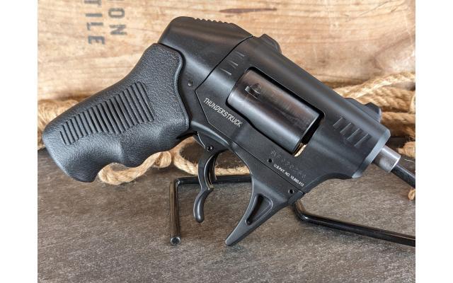 New Standard Man. S333 Thunderstruck .22WMR - harveysauctions.com