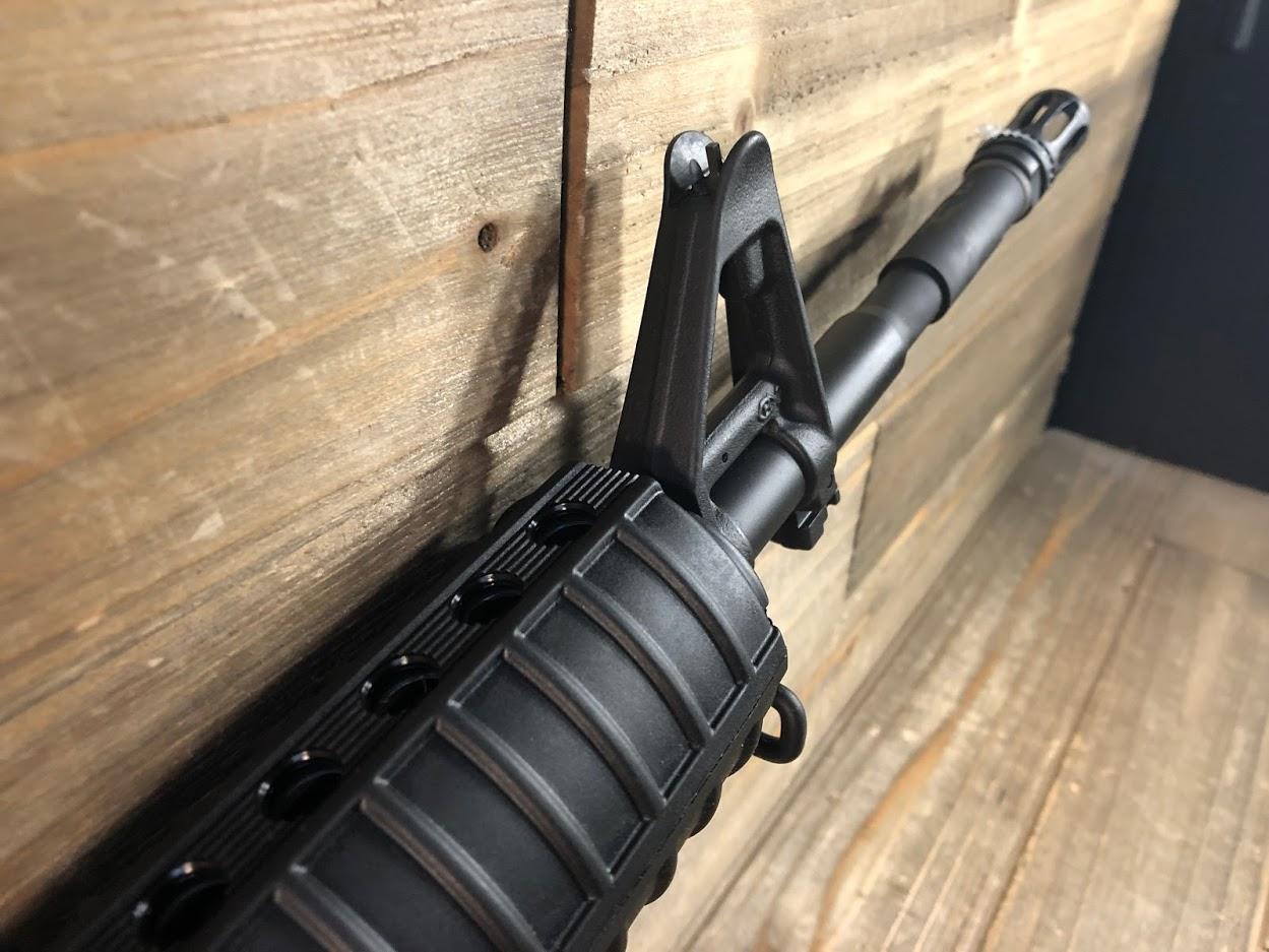 New Rock River Arms R4 Replica Carbine 5.56 NATO - harveysauctions.com