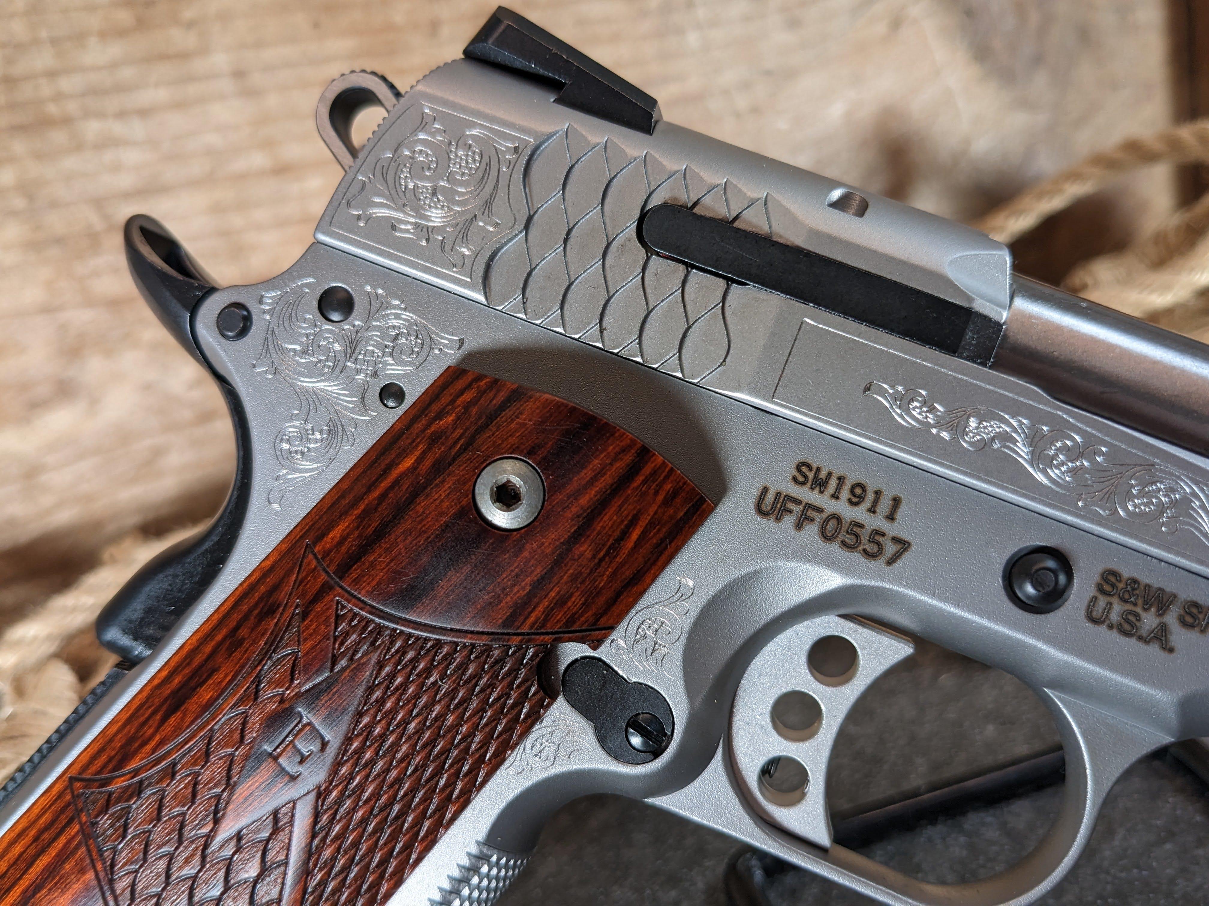 New Smith & Wesson 1911 Engraved E-Series .45ACP - harveysauctions.com