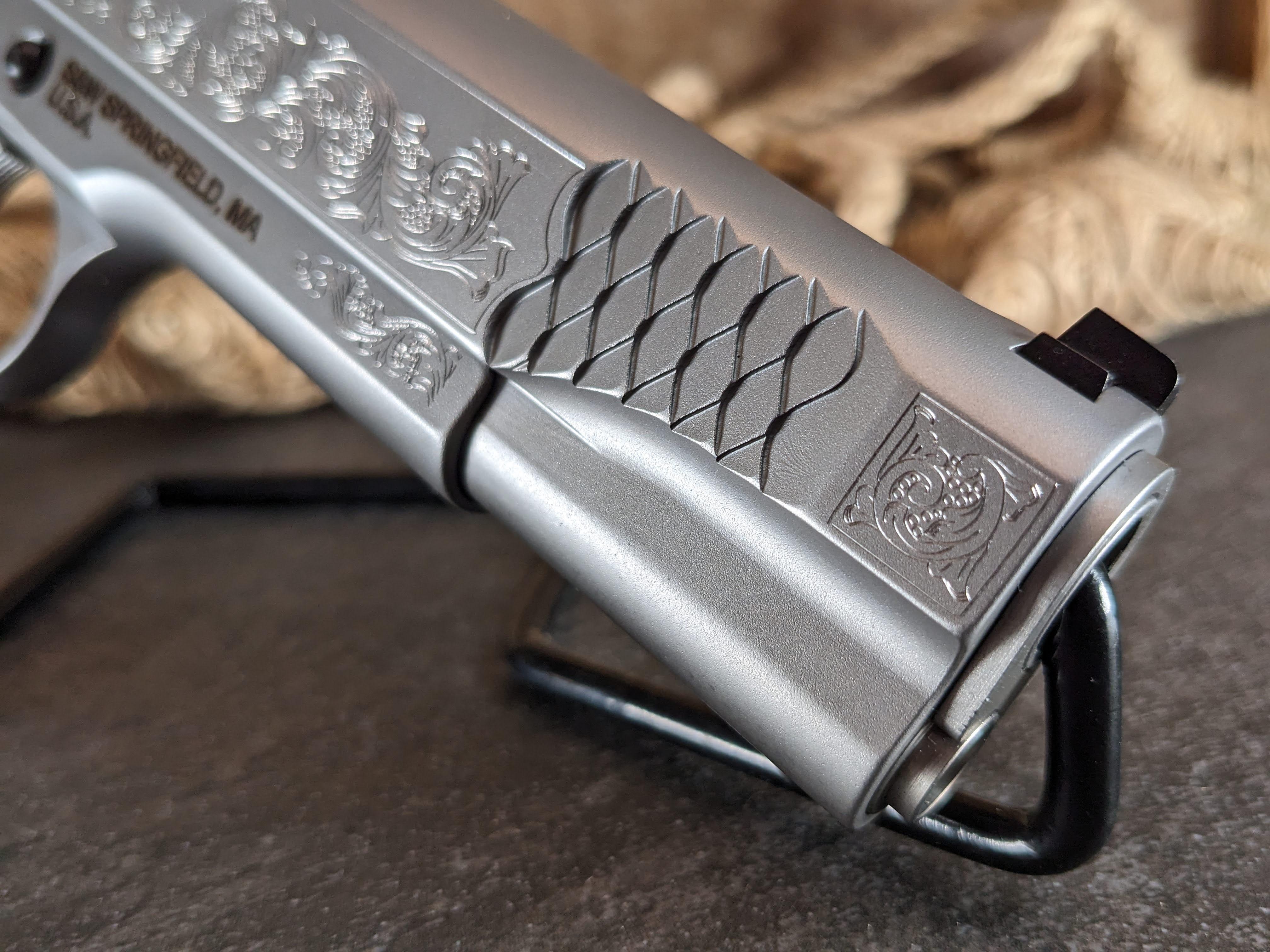 New Smith & Wesson 1911 Engraved E-Series .45ACP - harveysauctions.com