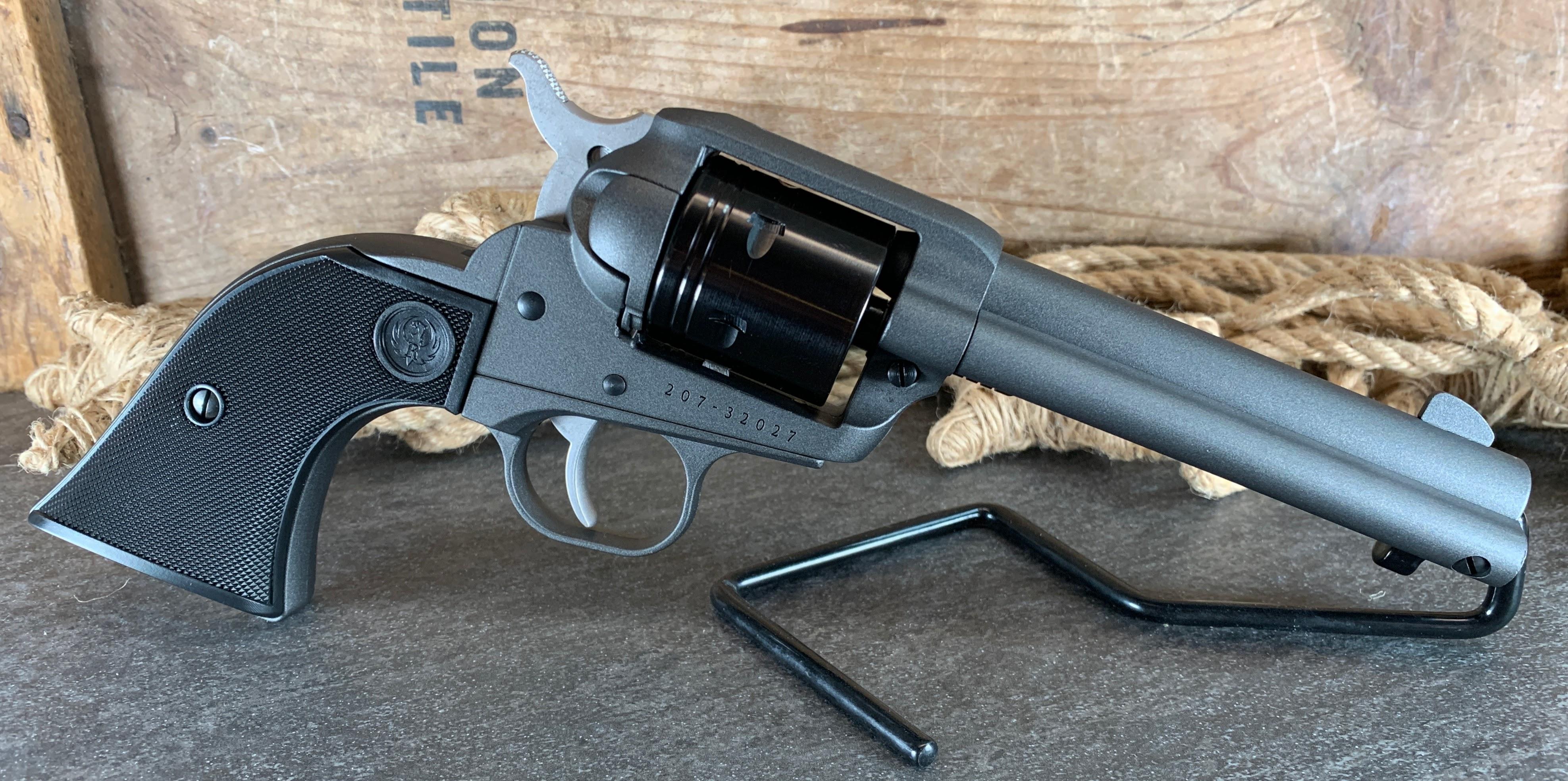 Pre-owned Ruger Wrangler .22lr In Box - harveysauctions.com