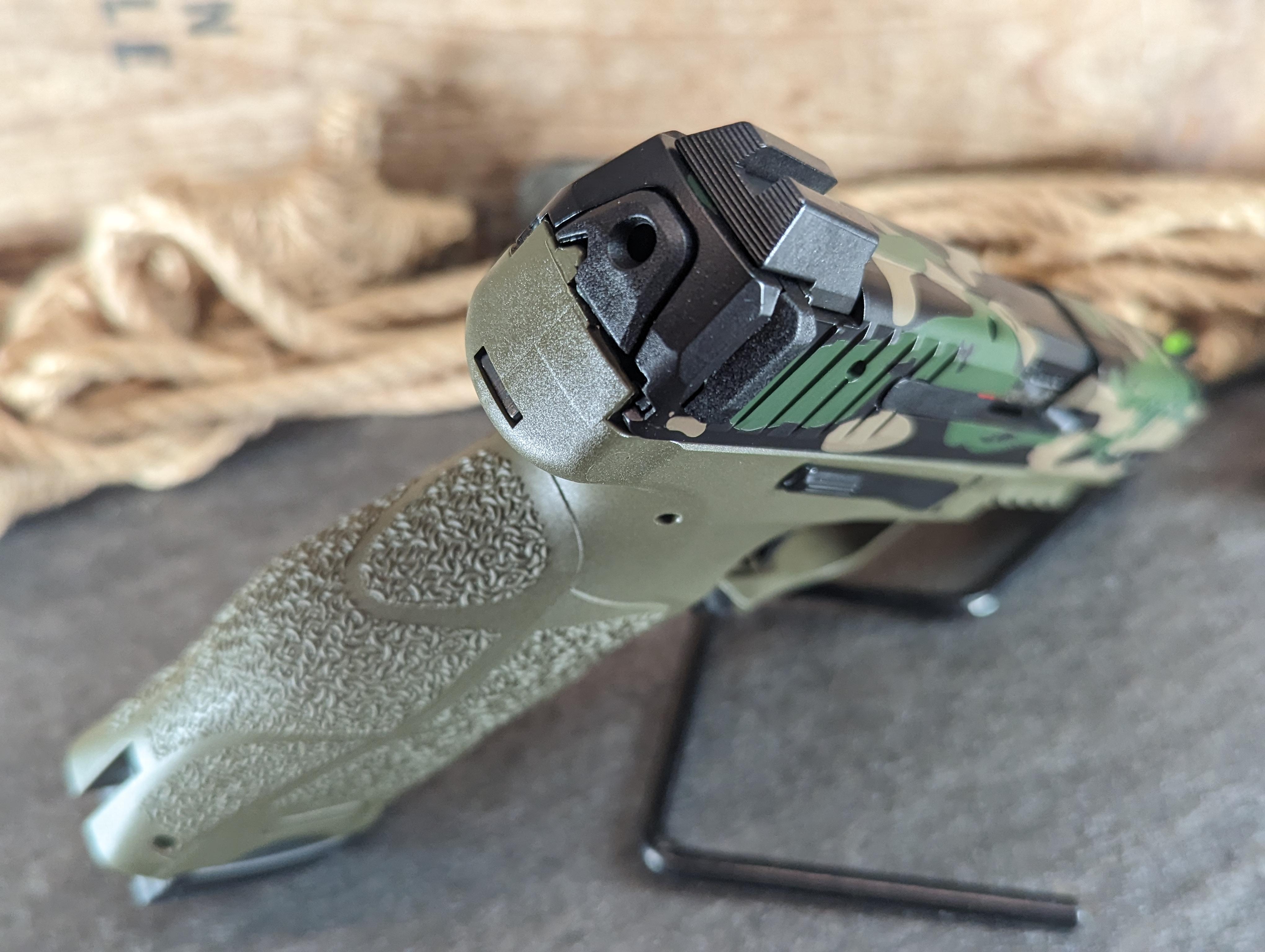 New Heckler & Koch VP9 9mm in OD Green Camo - harveysauctions.com
