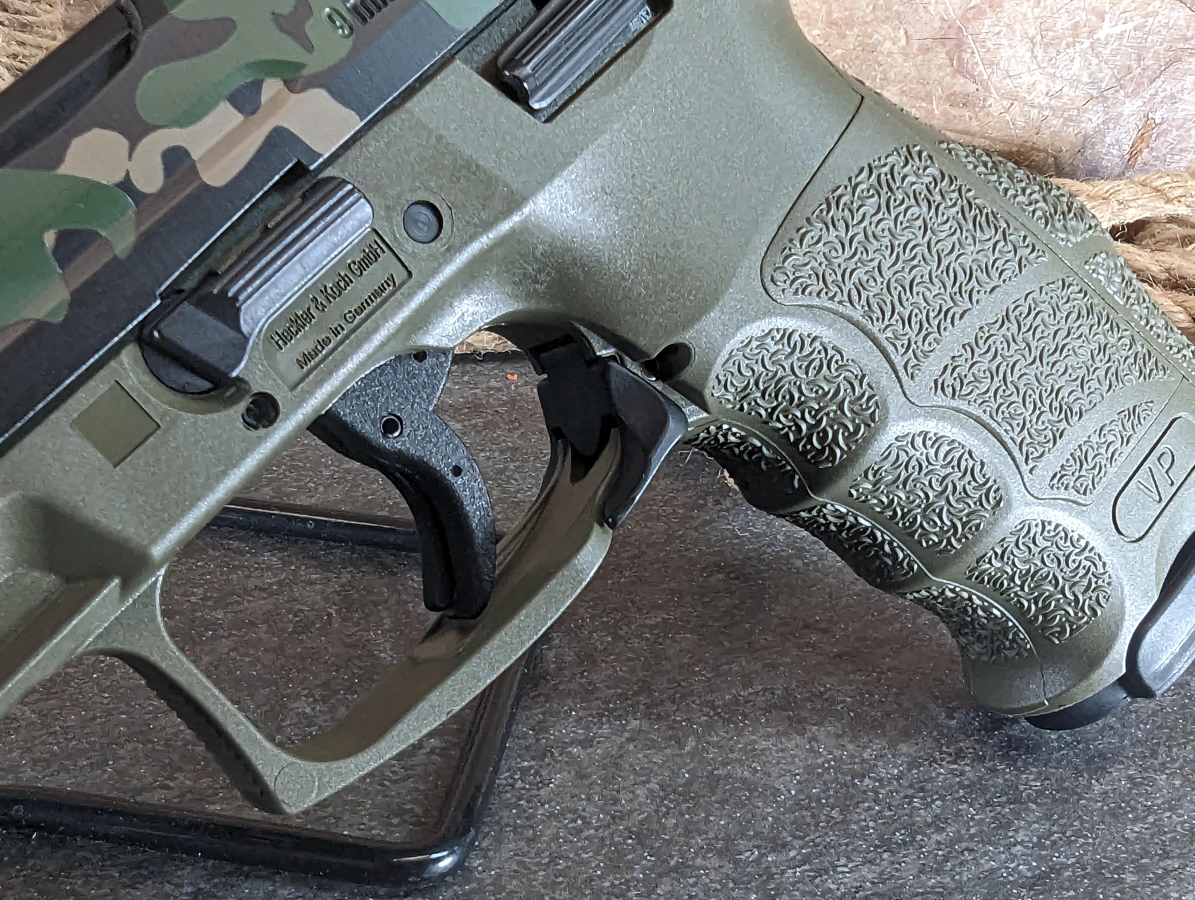 New Heckler & Koch VP9 9mm in OD Green Camo - harveysauctions.com