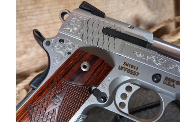 New Smith & Wesson 1911 Engraved E-Series .45ACP - harveysauctions.com