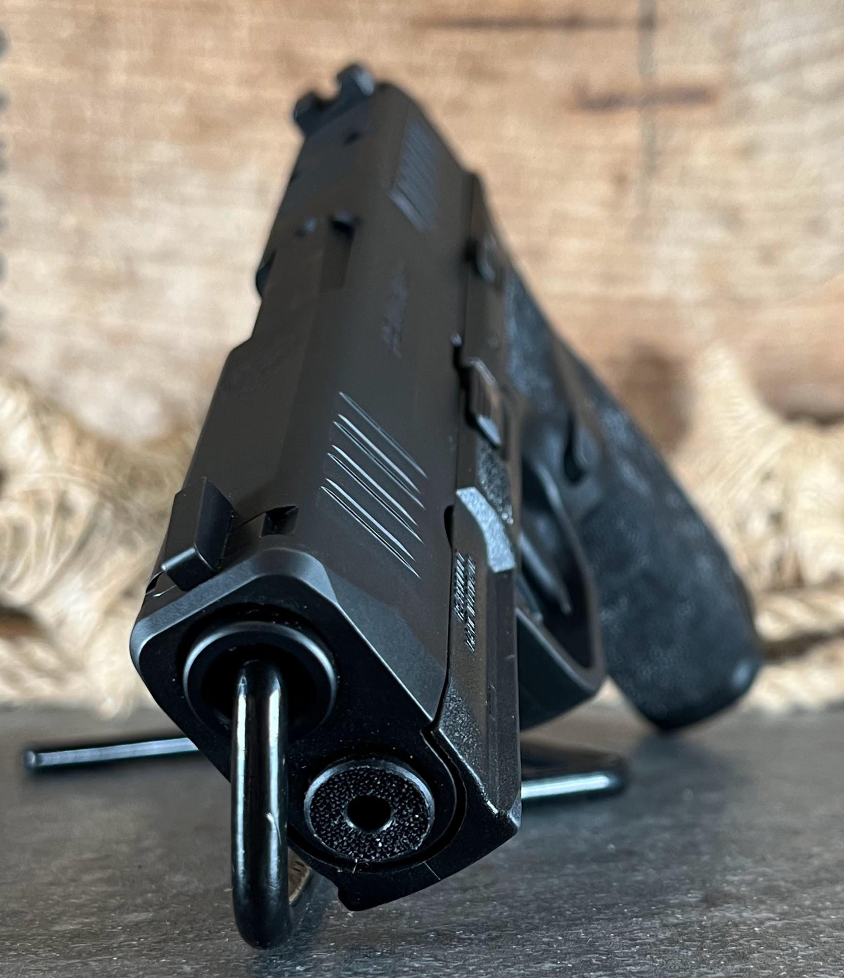 Pre-owned Springfield Hellcat Pro 9mm In Box - harveysauctions.com