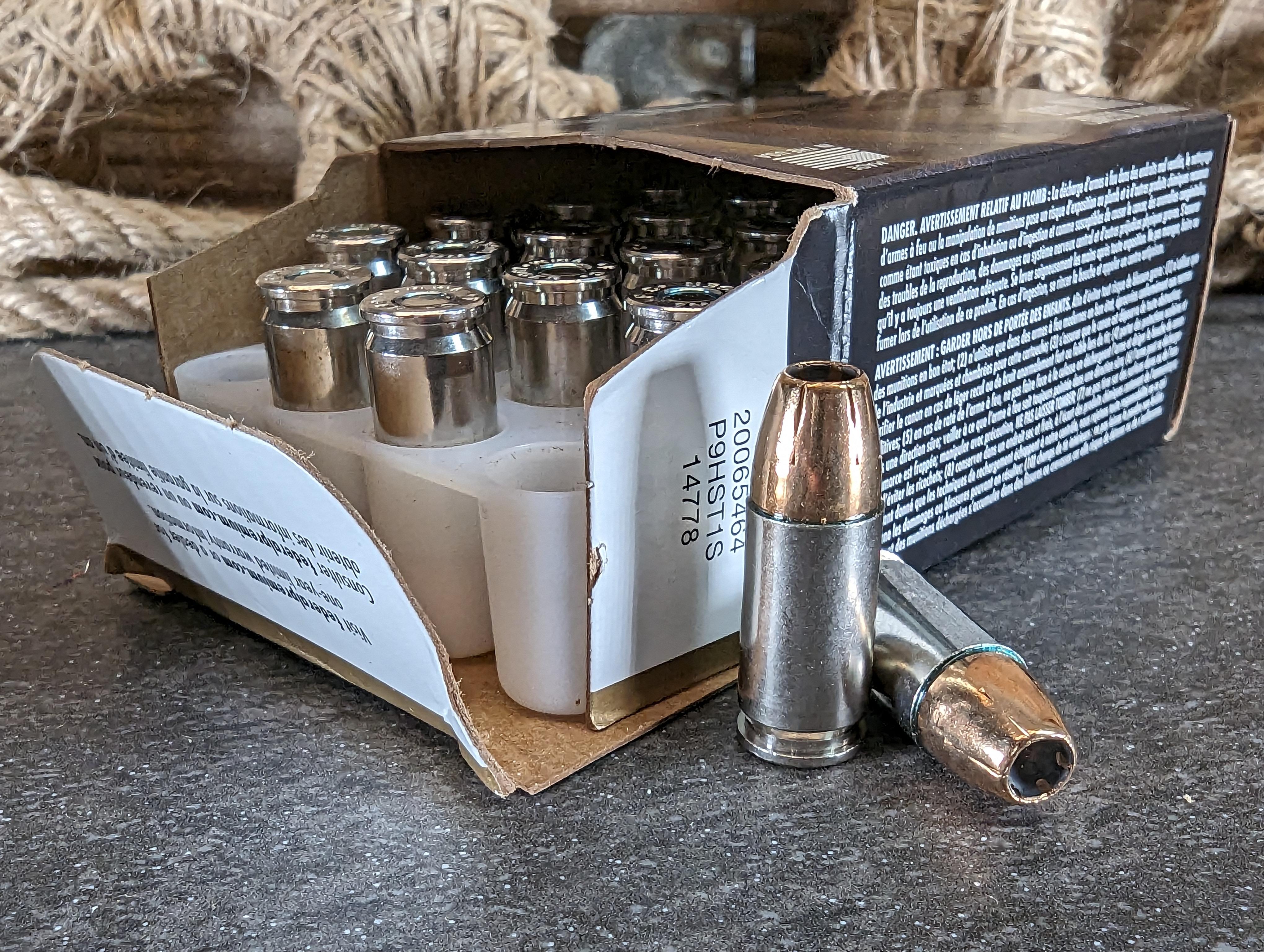 60 Rounds of Federal HST 9mm HP Ammo - harveysauctions.com