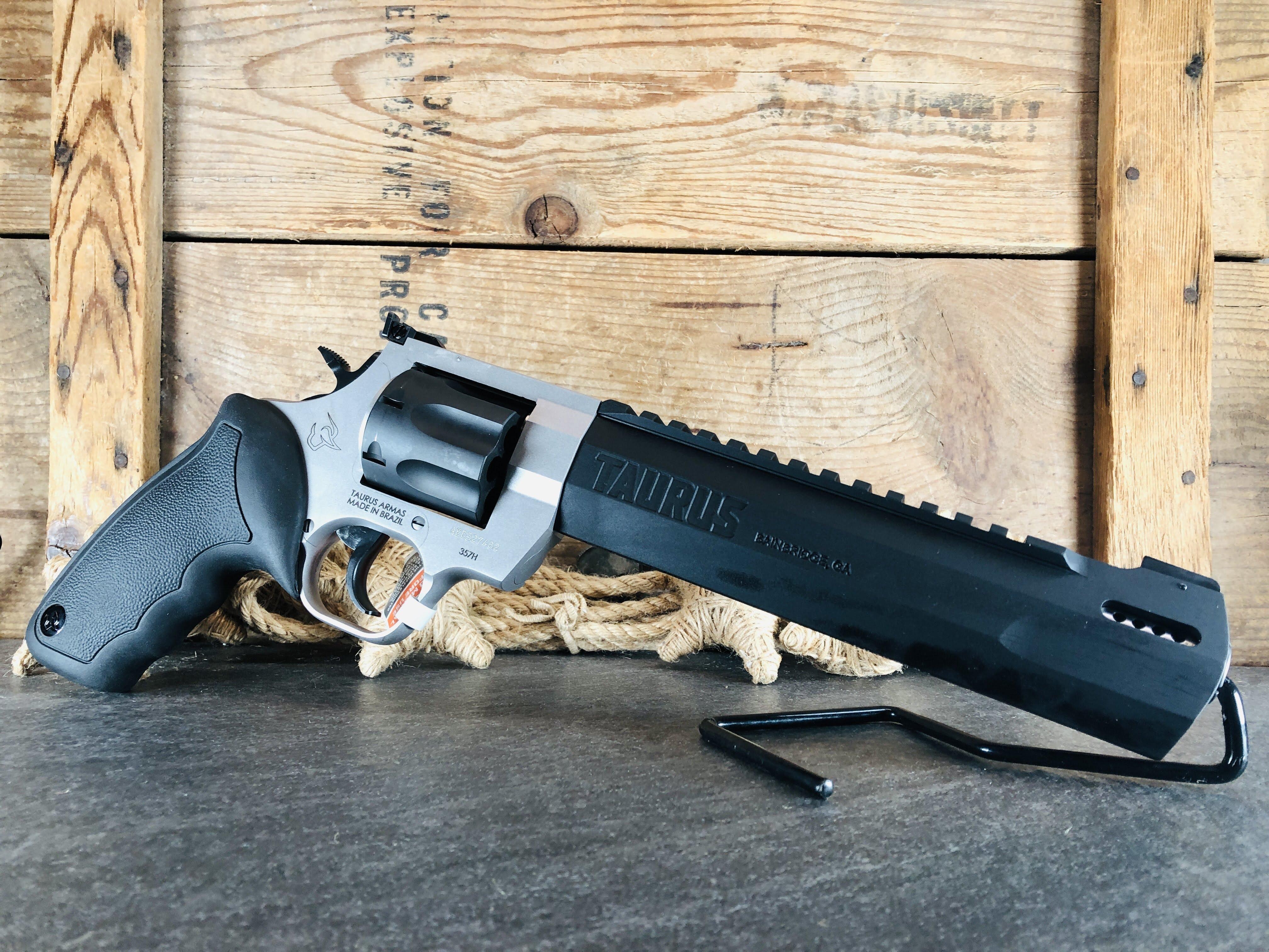 New Taurus Raging Hunter .357 Magnum - harveysauctions.com