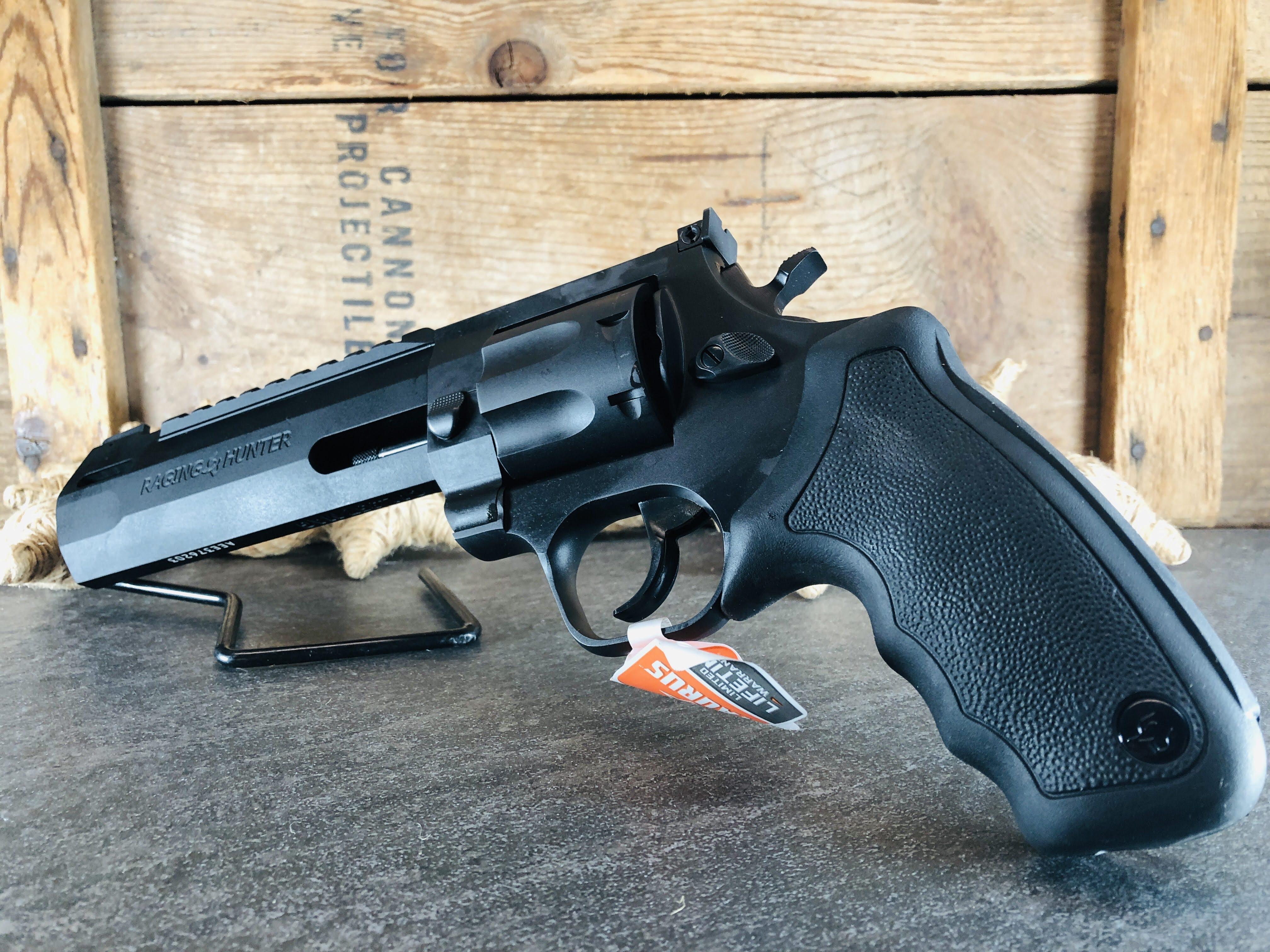 New Taurus Raging Hunter .357 Magnum - harveysauctions.com