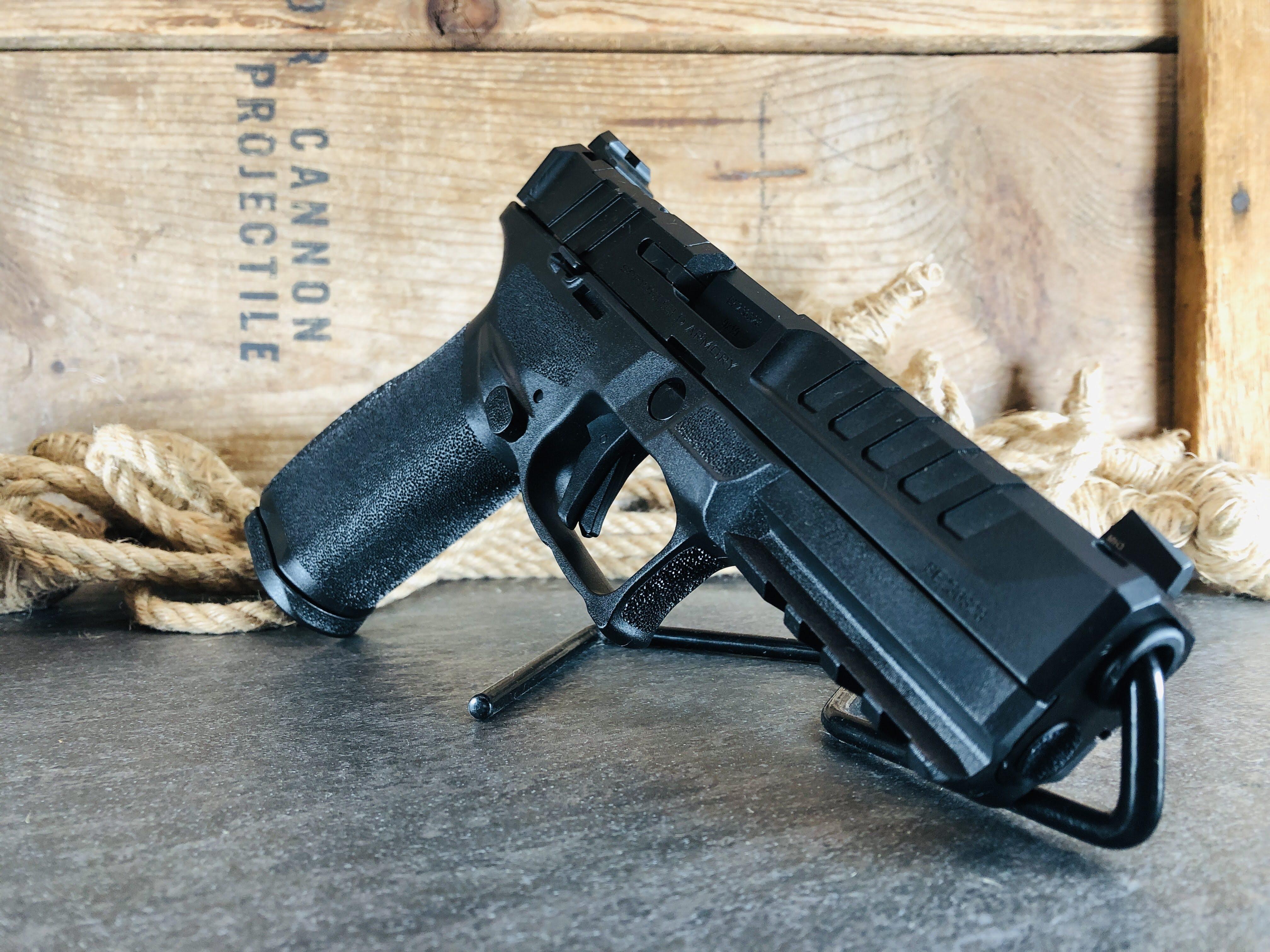 New Pair of sequential Serial Numbered Springfield Echelon 9mm Handguns ...