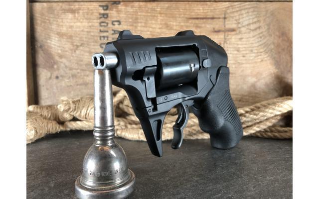 New Standard Manufacturing S333 Thunderstruck .22WMR - harveysauctions.com