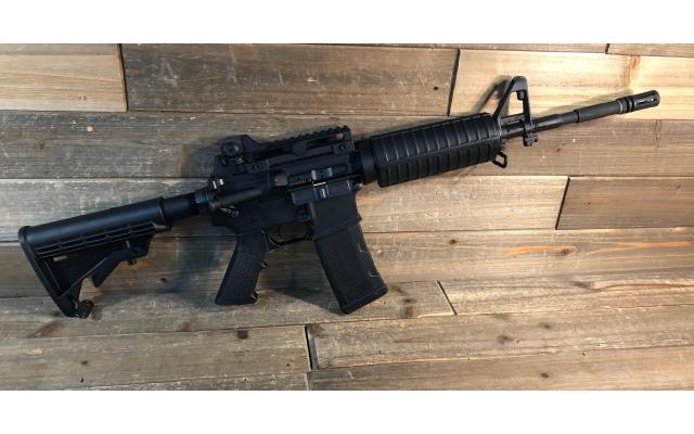 New Rock River Arms R4 Replica Carbine 5.56 NATO - harveysauctions.com