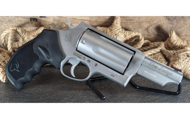 New Taurus Judge 3" .45Colt/ .410Gauge - harveysauctions.com