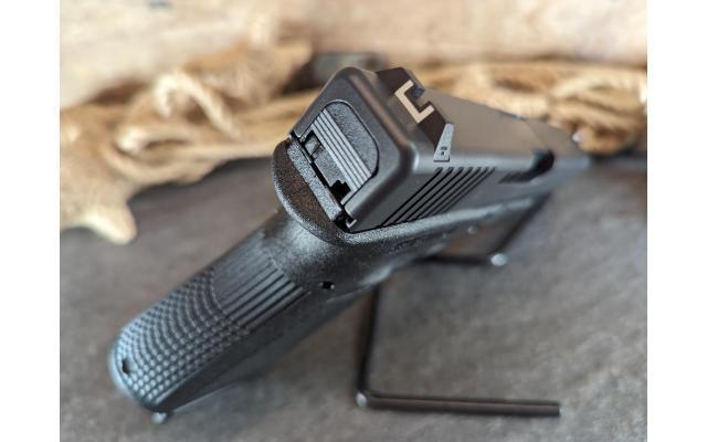 New Glock 23 Gen3 .40S&W - harveysauctions.com