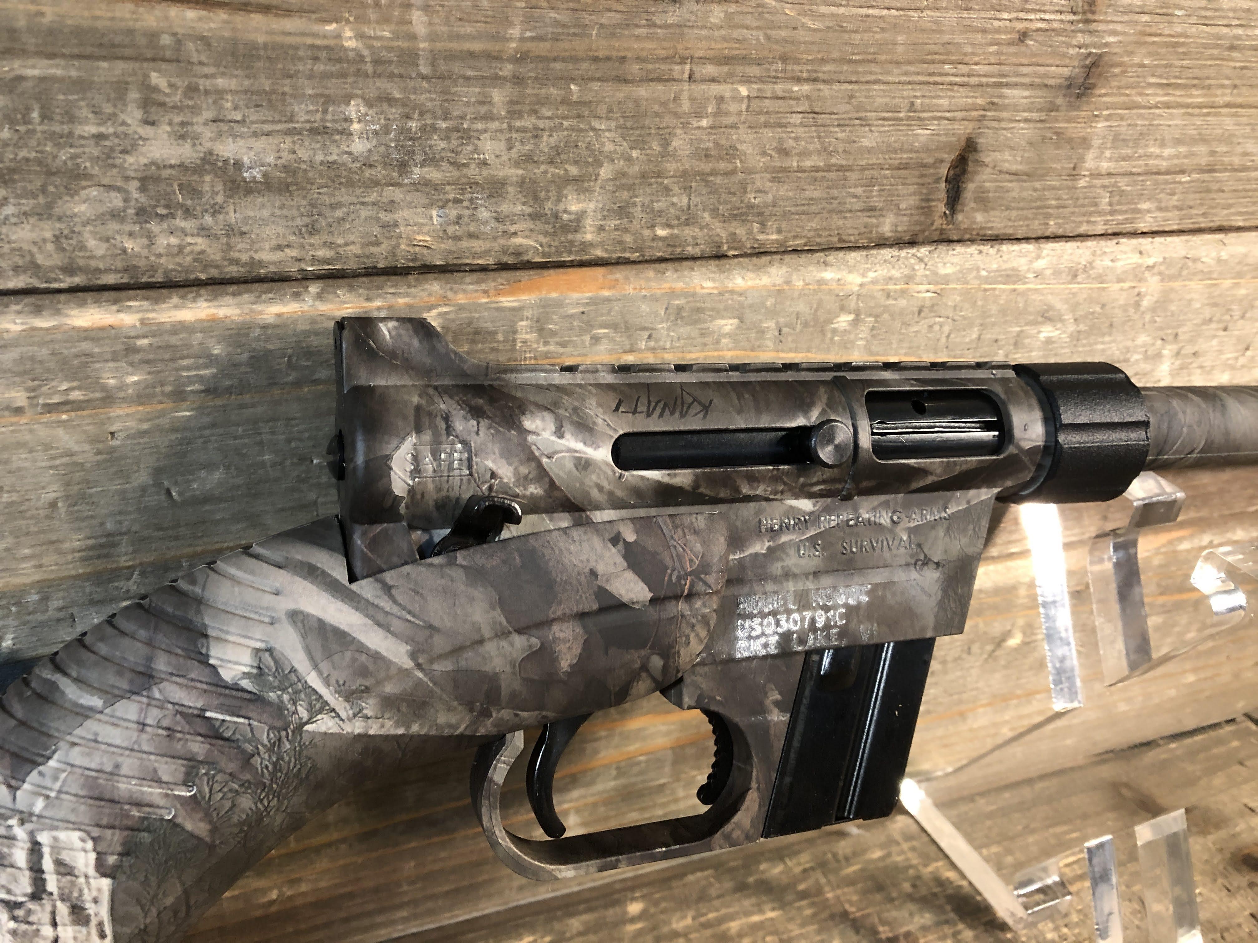 New Henry H002c US Survival Rifle .22LR - harveysauctions.com