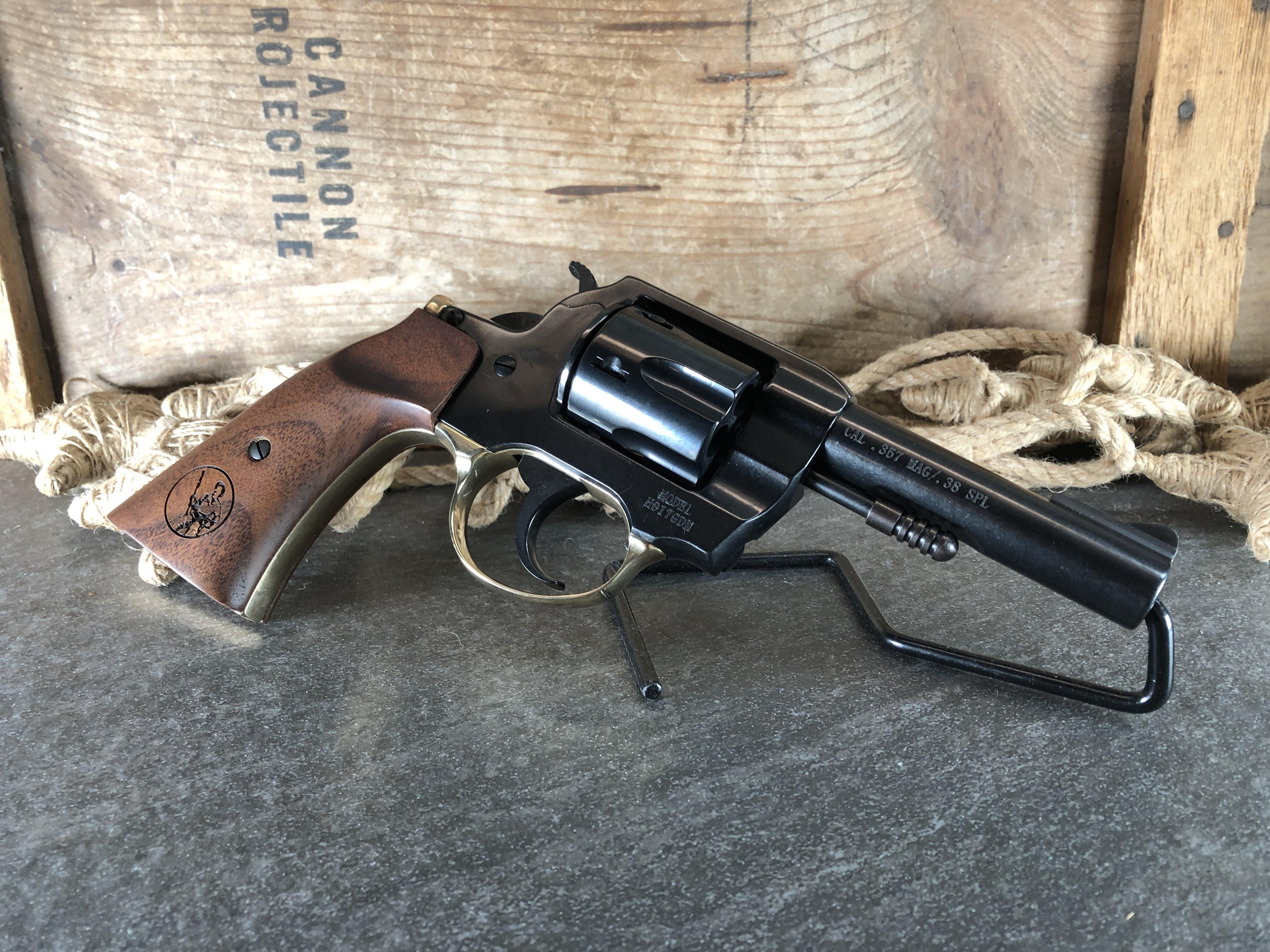 New Henry Big Boy Revolver .357mag - harveysauctions.com