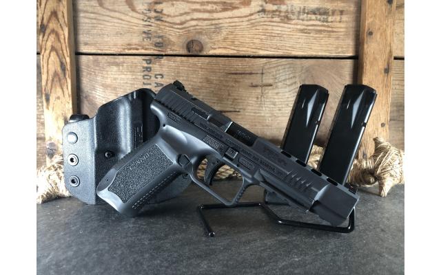 Pre-owned Canik TP9SFX 9mm in Hard Case - harveysauctions.com