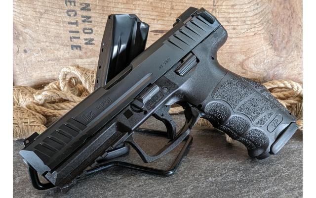 New Heckler & Koch VP40 .40S&W - harveysauctions.com