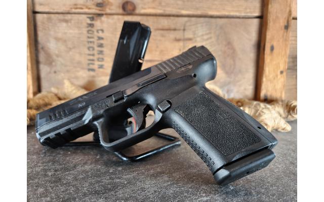 Pre-owned Canik TP9SF Elite 9mm in Hard Case - harveysauctions.com